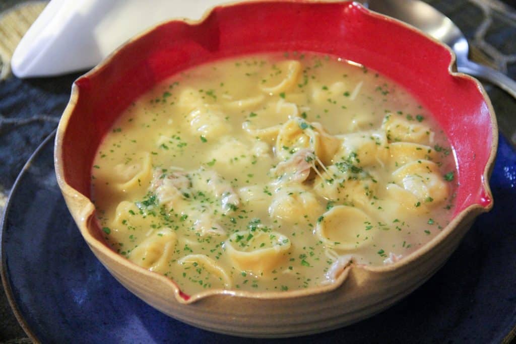 Capeletti in Brodo: Um mergulho na história da gastronomia italiana ...