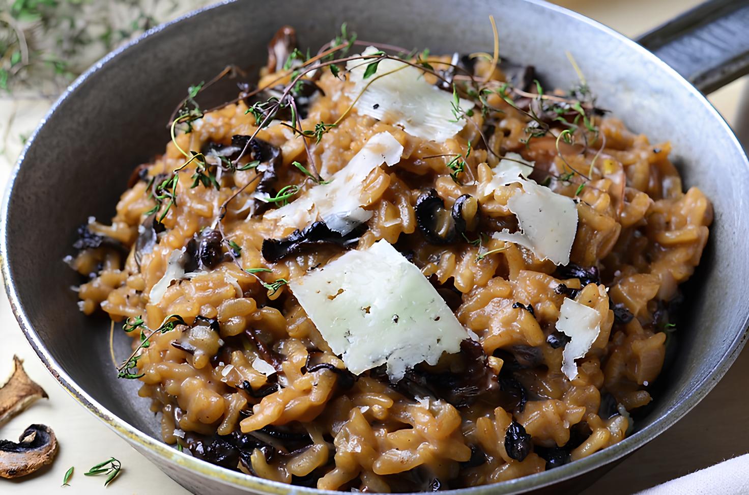 Risoto de Alho Negro, Maçã e Bacon - The Market l O Mercado de Receitas